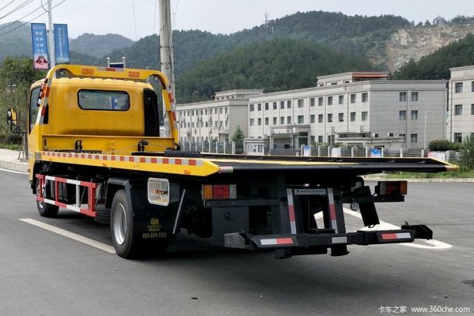 4 - 5 Ton Flatbed Wrecker Tow Truck / Hydraulic Right Hand Drive Truck