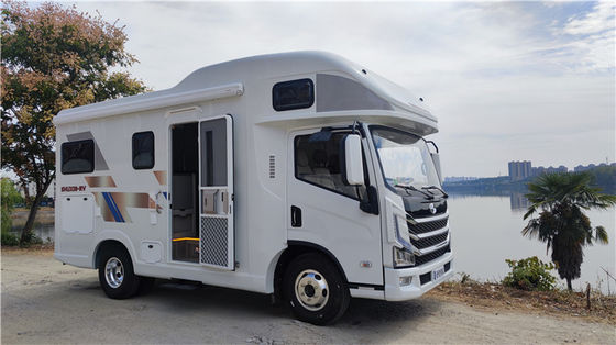 Yuejin H500 Box RV Caravan Van 105km/H Automatic Transmission Motorhome